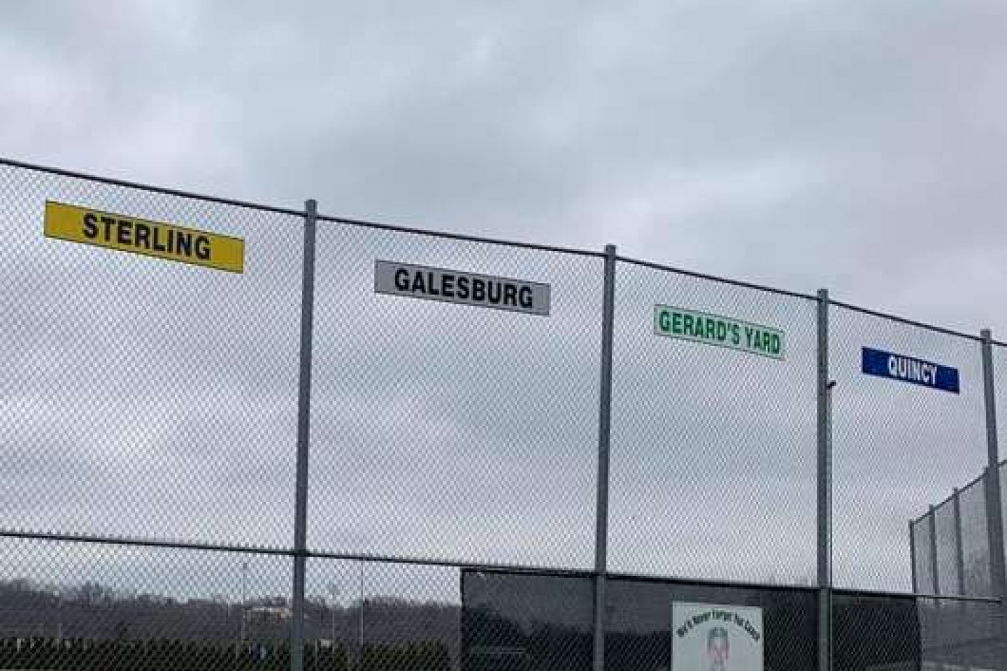 Custom Signs For Businesses | Banner Printing Services | Moline, IL ...